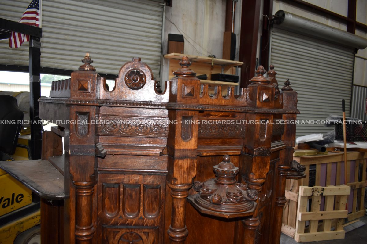 Hand Carved Wood Pulpit with Four Evangelists - King Richards